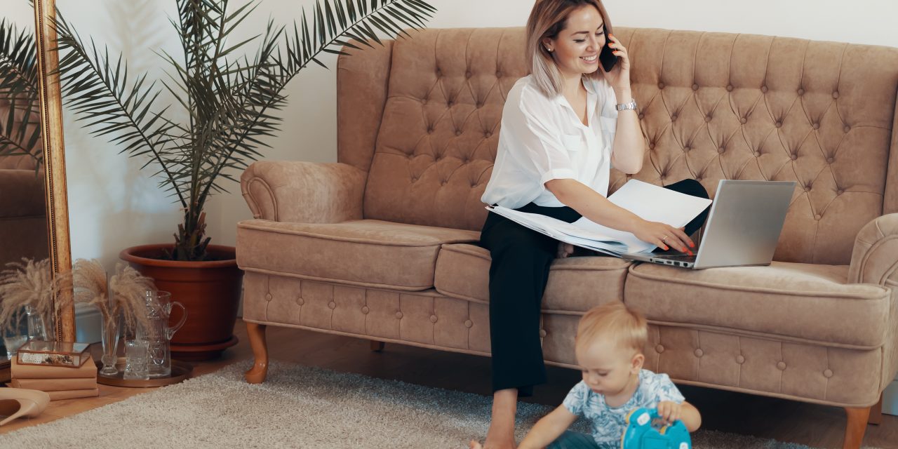 Facilita la vida de la mamá multitasking | Santa Cruz Económico