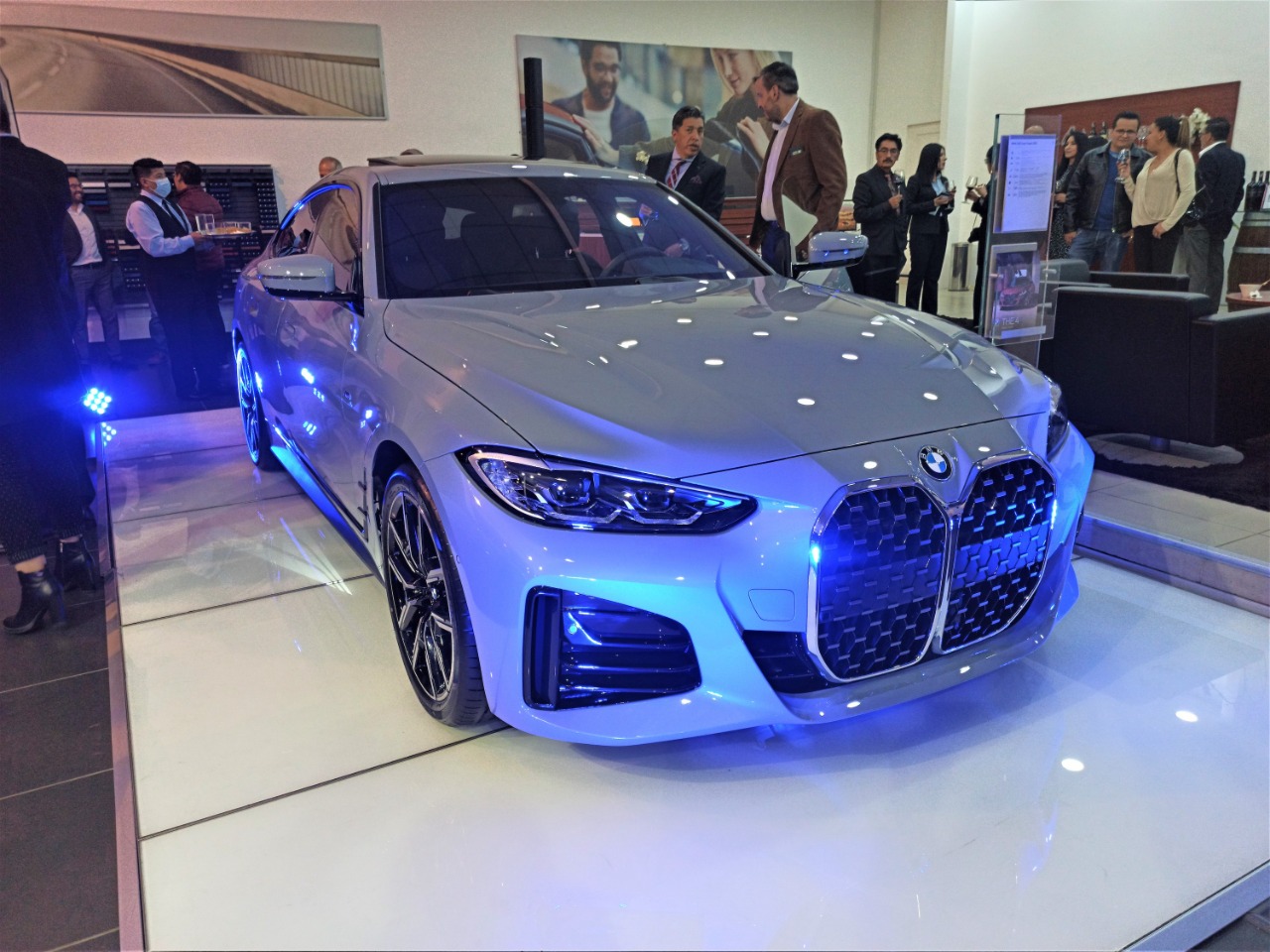 SACI presenta el lujoso deportivo BMW 430i Gran Coupé | Santa Cruz ...